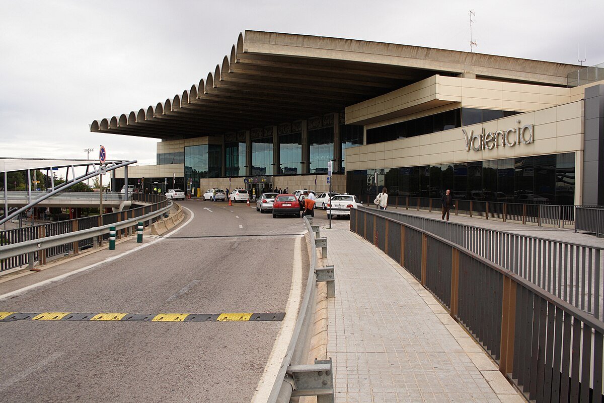 Terminals - Valencia Airport (VLC)